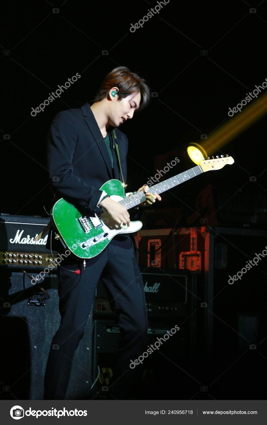 Lee Jonghyun Photoshoot