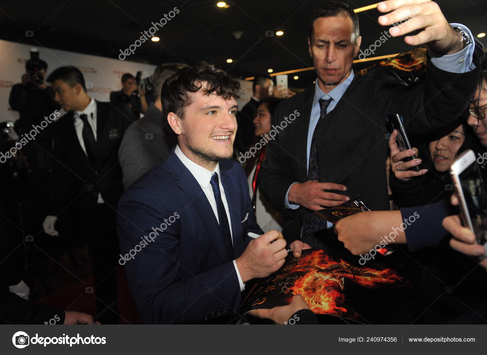 Josh Hutcherson Signing Autographs