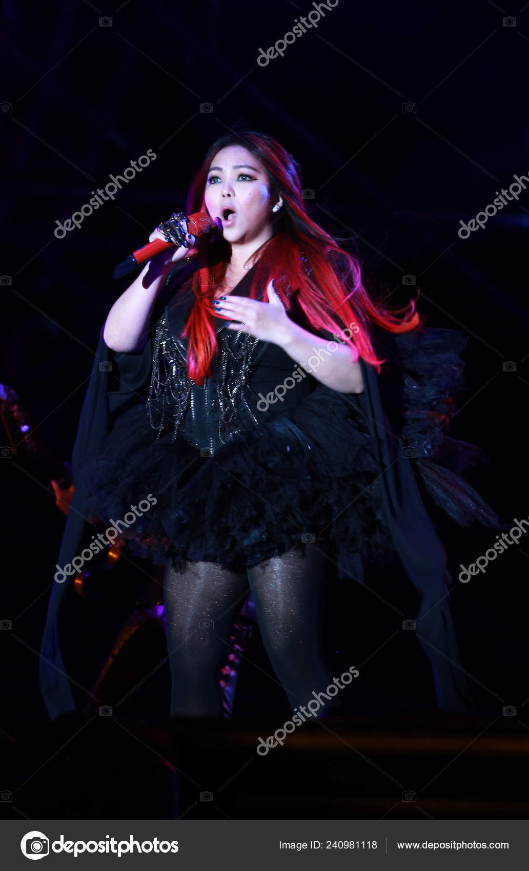 Taiwanese Singer Mei Performs Her Concert Beijing China October 2015 ...