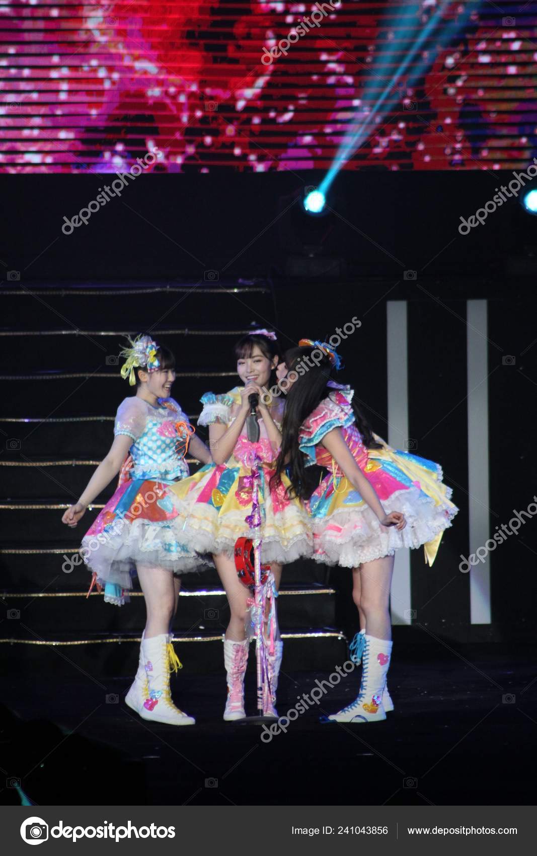 Members Idol Group Snh48 Sister Group Japanese Pop Girl Group — Stock ...