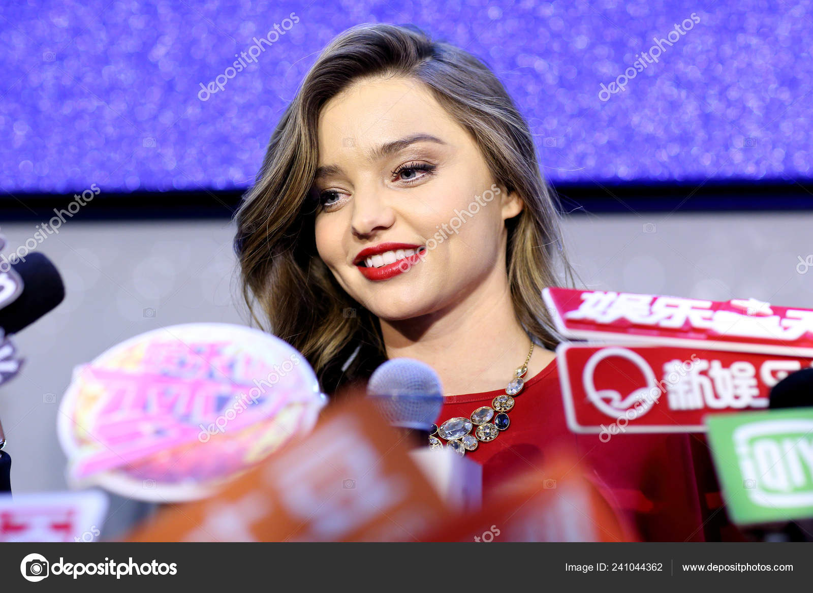 Australian Model Miranda Kerr Attends Light Ceremony Swarovski Upcoming Christmas Stock