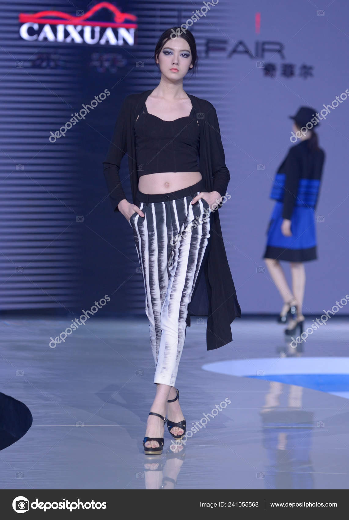 Model Displays New Creation Caixuan Fashion Show 4Th Wuhan International – Stock Editorial Photo ...