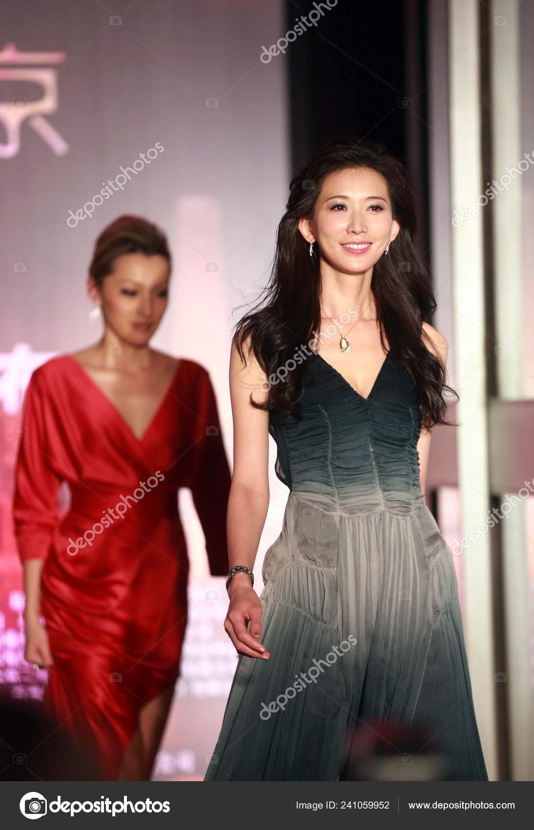 Taiwanese Actress Model Lin Chi Ling Arrives Press Conference Her ...