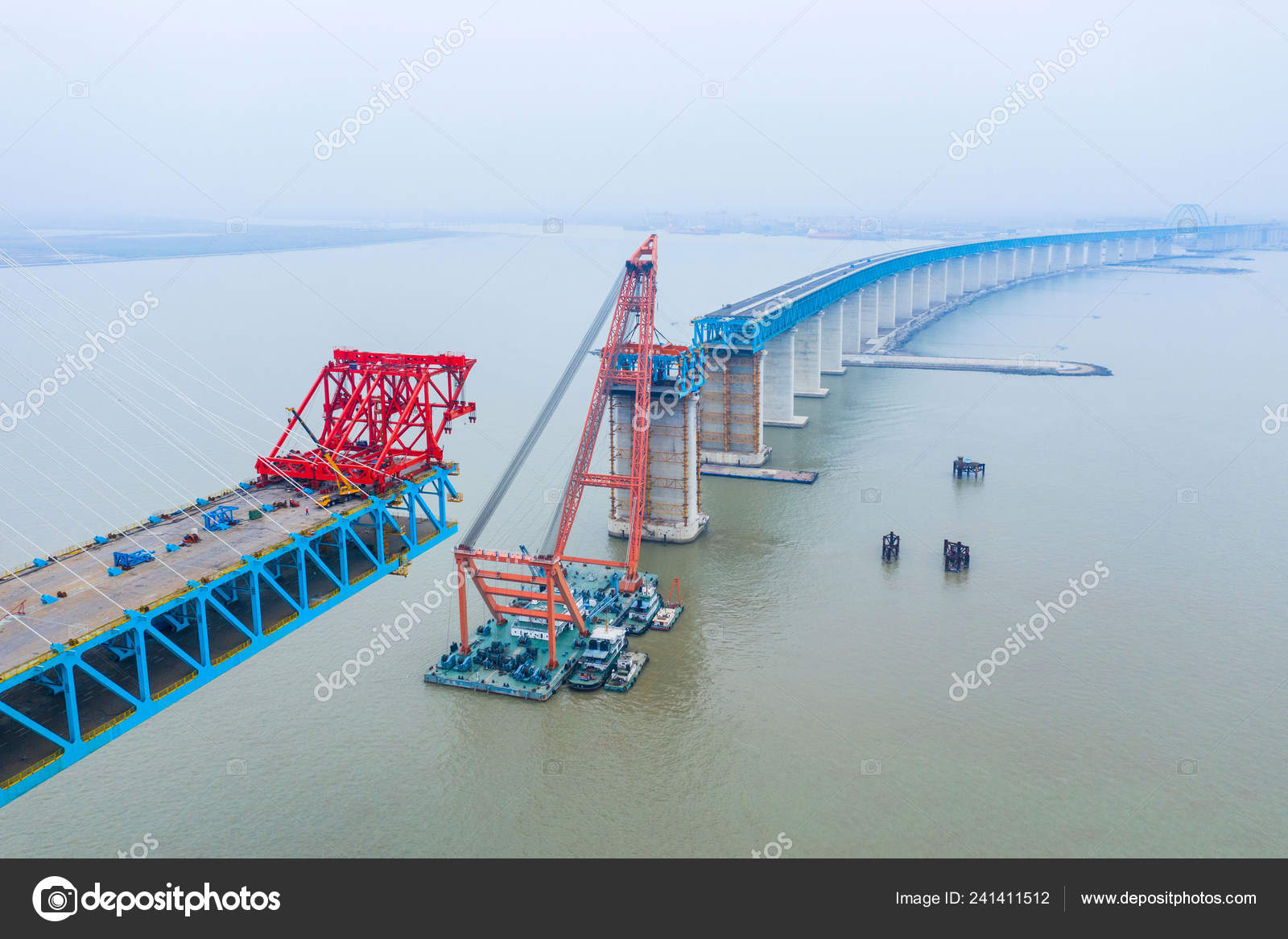 Auxiliary Pier World's Longest Cable Stayed Bridge Hutong Shanghai ...