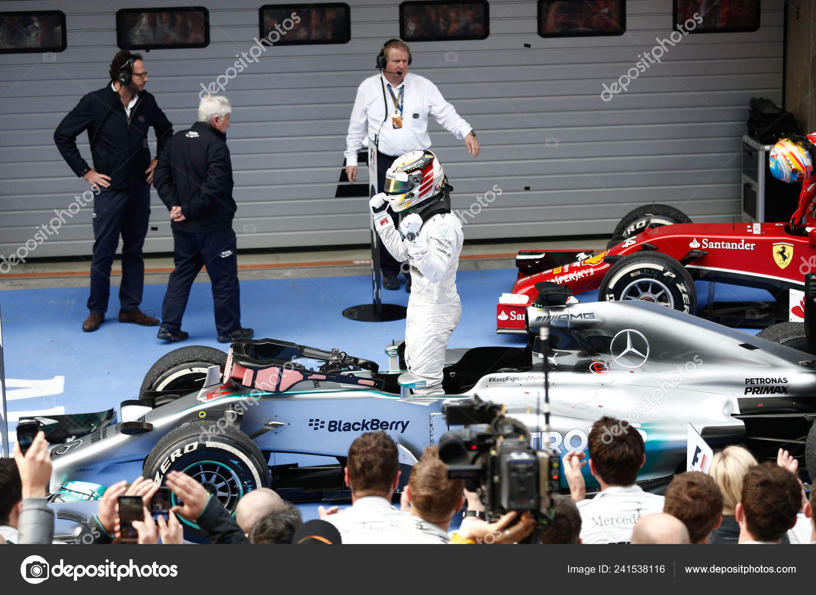 British Driver Lewis Hamilton Mercedes Amg Petronas Team Celebrates ...