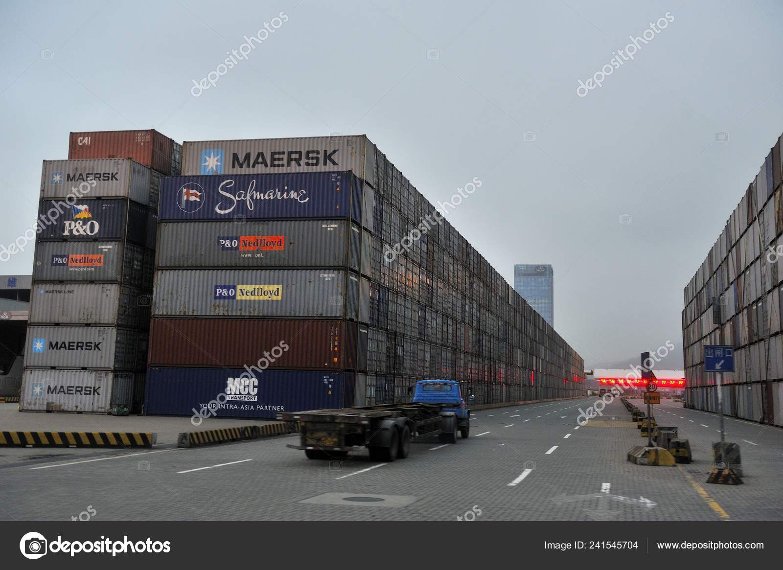 Containers Seen Yantian International Container Terminals Yict Shenzhen ...