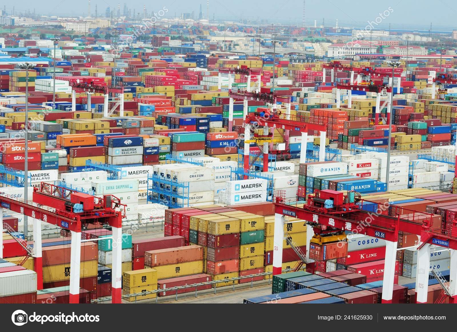 Stacks Containers Pictured Qianwan Container Terminal Port Qingdao ...