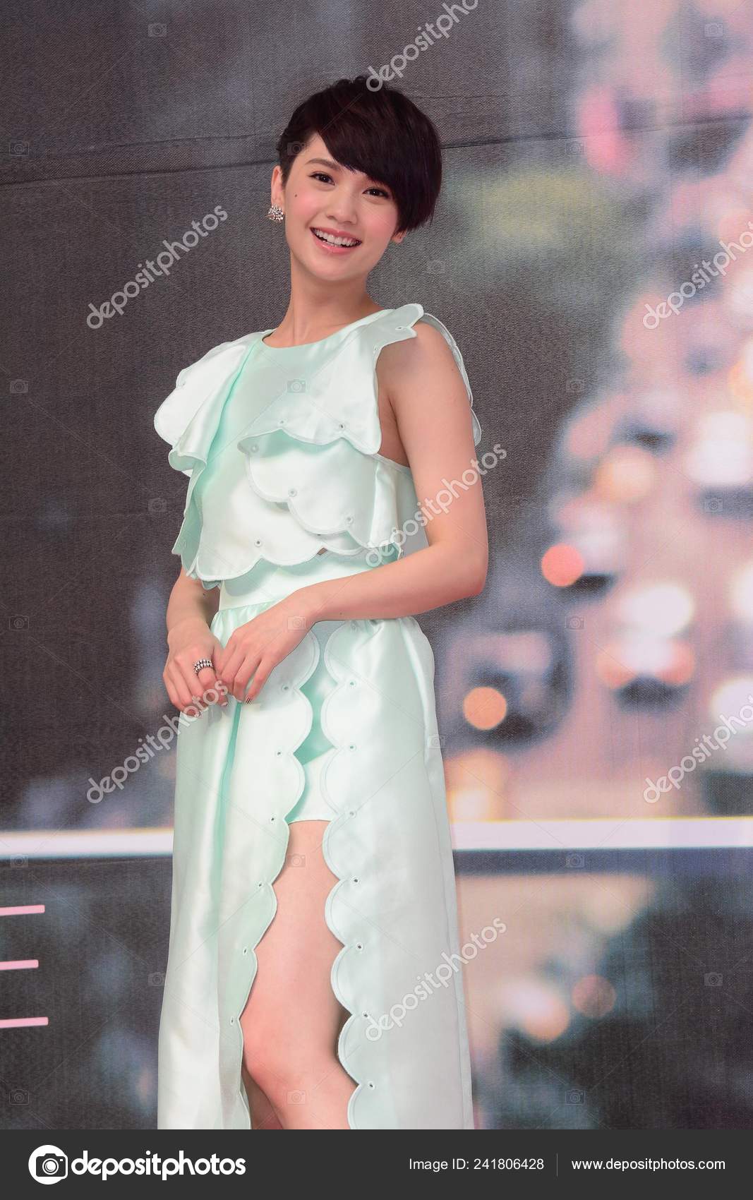 Taiwanese Singer Rainie Yang Poses Promotional Event Her New Music — Stock Editorial Photo ...