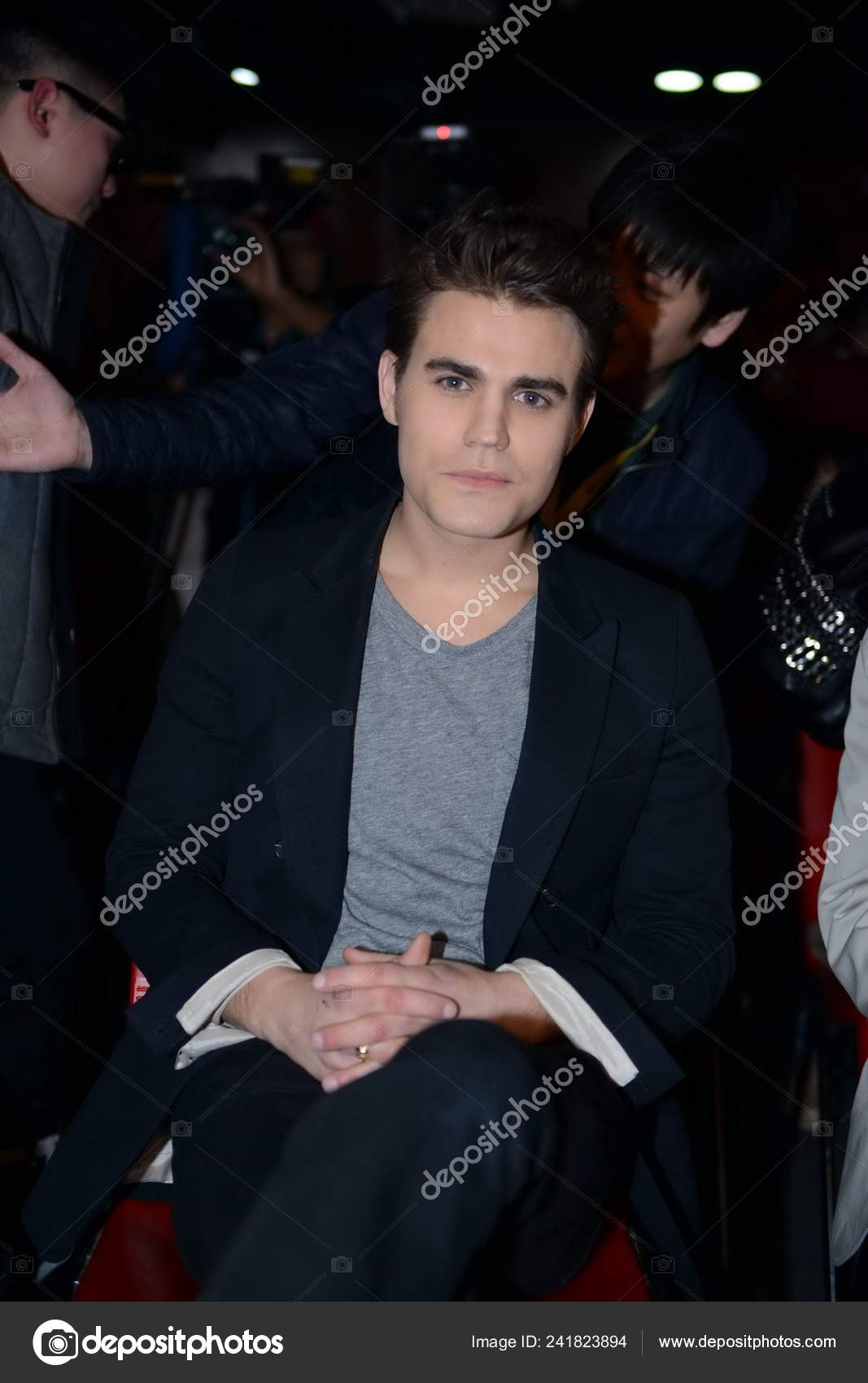 American Actor Paul Wesley Smiles Press Conference Beijing China March ...
