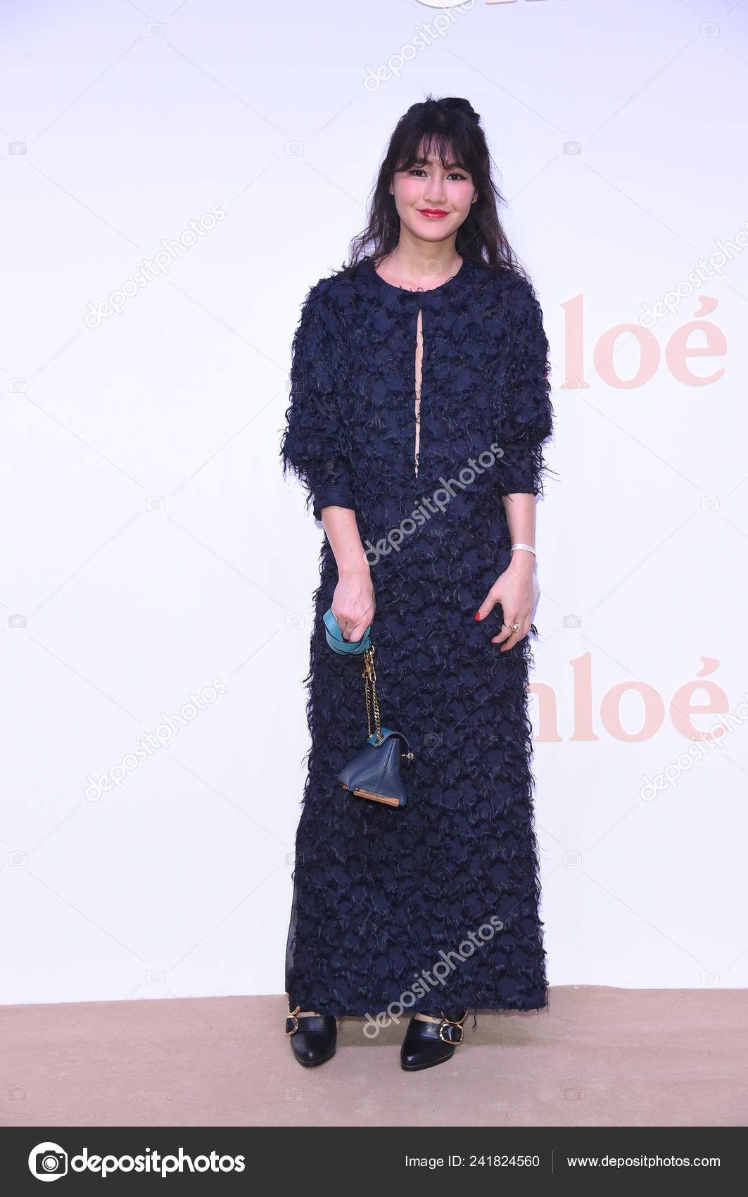 Actriz China Chen Ran Posa Durante Desfile Moda Primavera Verano — Foto ...