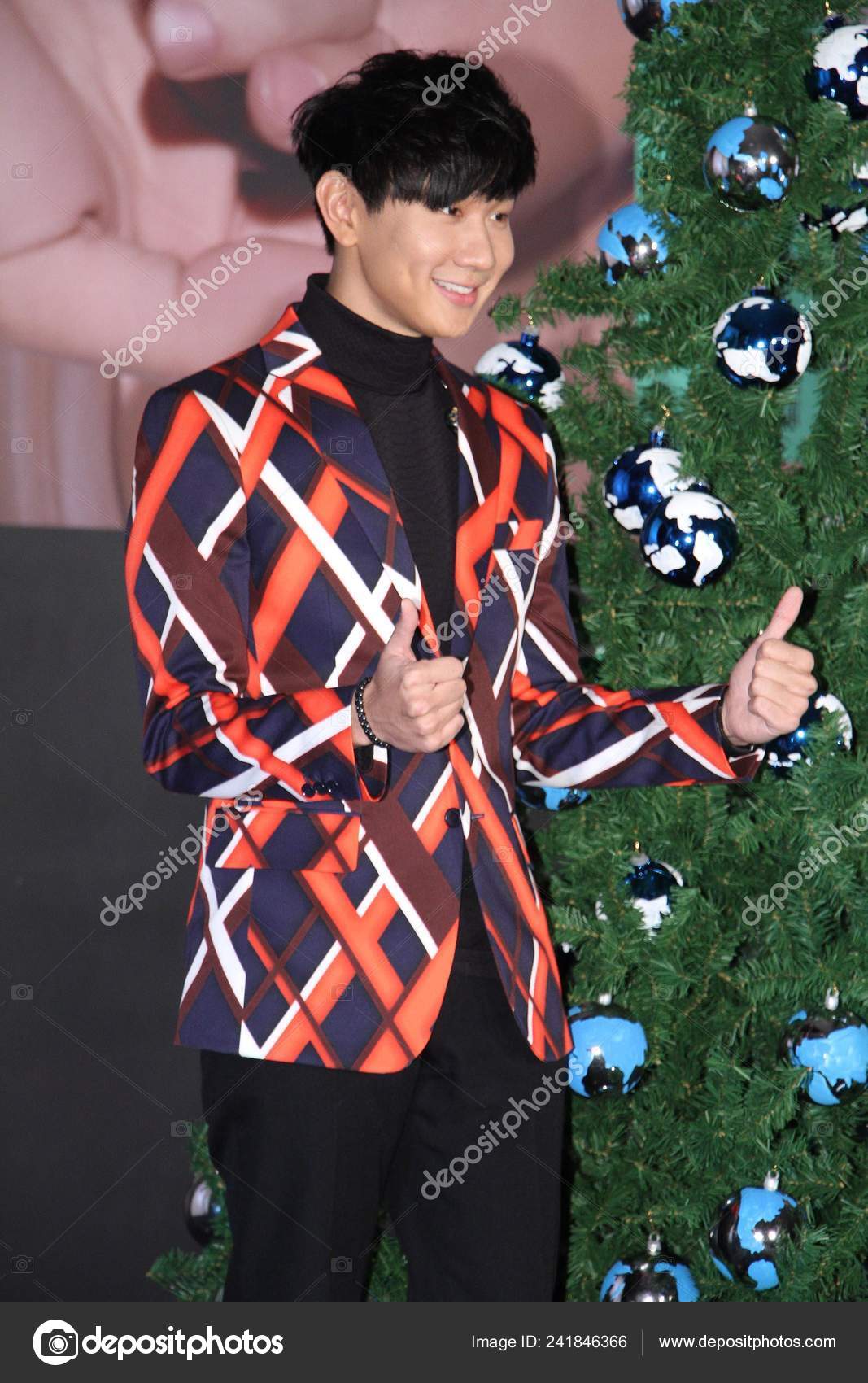 Singaporean Singer Lin Poses Press Conference His New Album Genesis ...