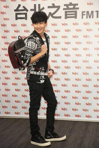 Singaporean Singer Lin Poses His Trophies Presentation Ceremony 2016 ...