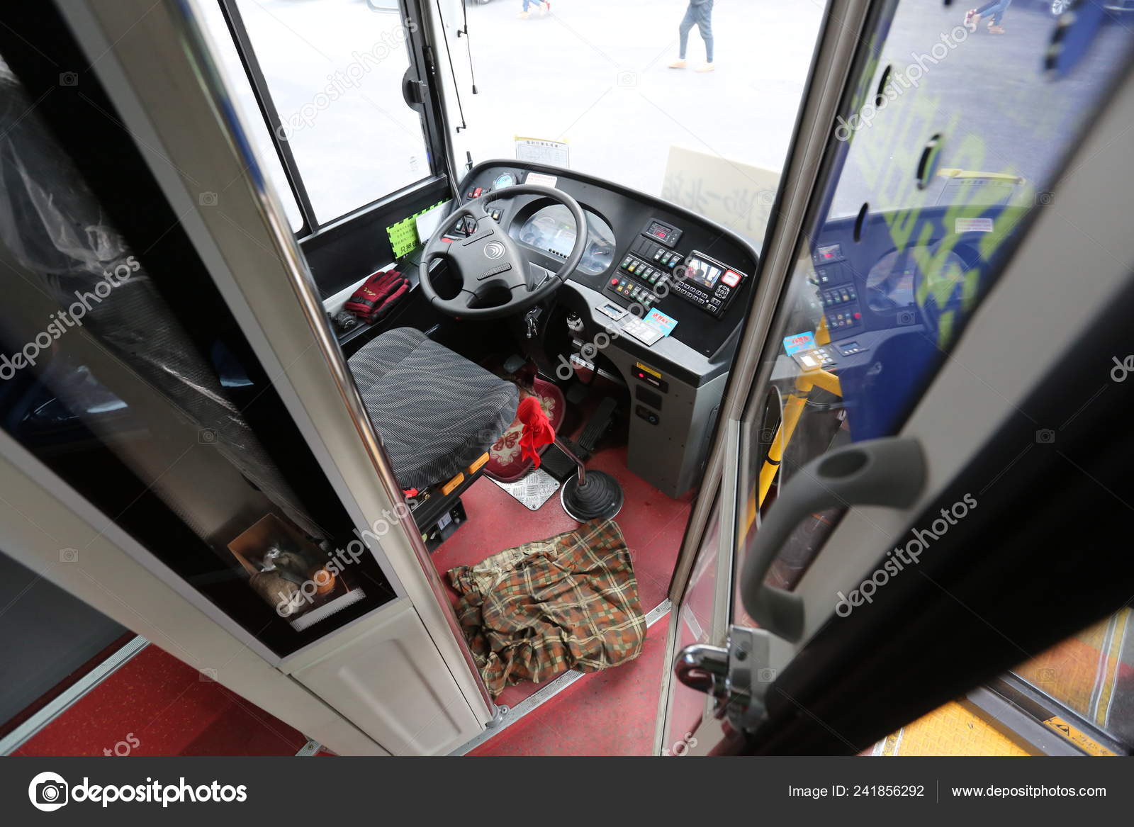 Shield Door Equipped Bus Protect Bus Drivers Driver Hit Used — Stock ...