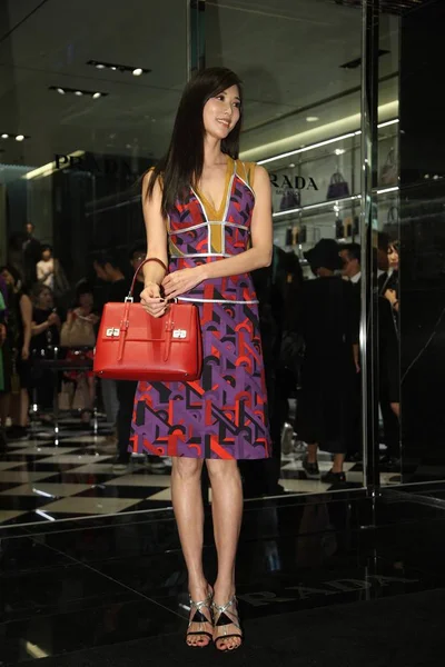 Kelly lin Stock Photos, Royalty Free Kelly lin Images | Depositphotos