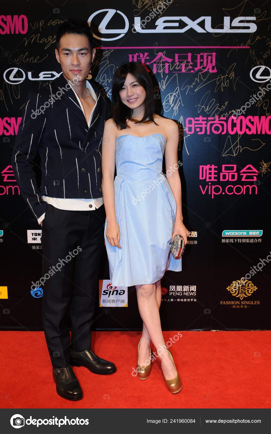 Taiwanese Actress Michelle Chen Right Actor Tony Yang Pose Red — Stock Editorial Photo ...