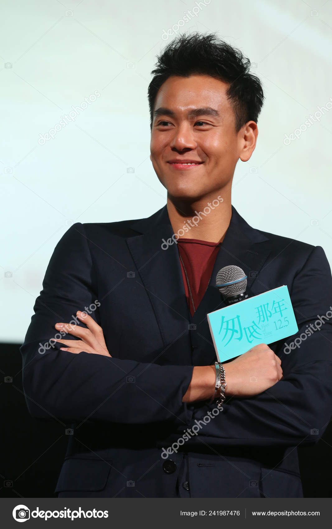 Taiwanese Actor Eddie Peng Smiles Premiere His New Movie Fleet — Stock ...