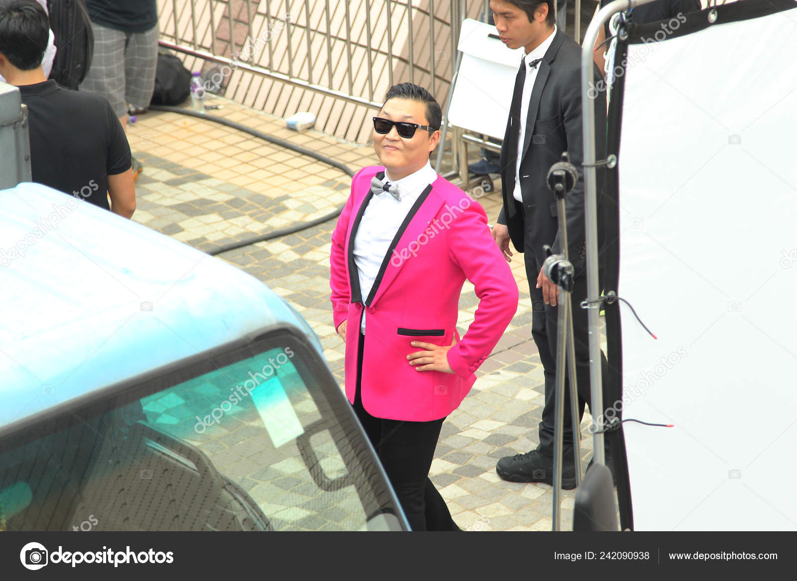 South Korean Rapper Psy Poses Shooting Advertisement South Korean ...