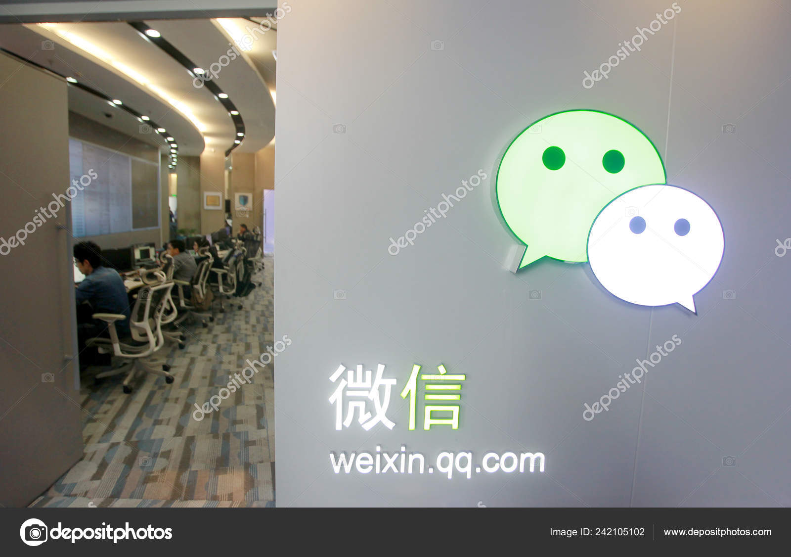 Signage Mobile Messaging App Wechat Weixin Tencent Pictured ...