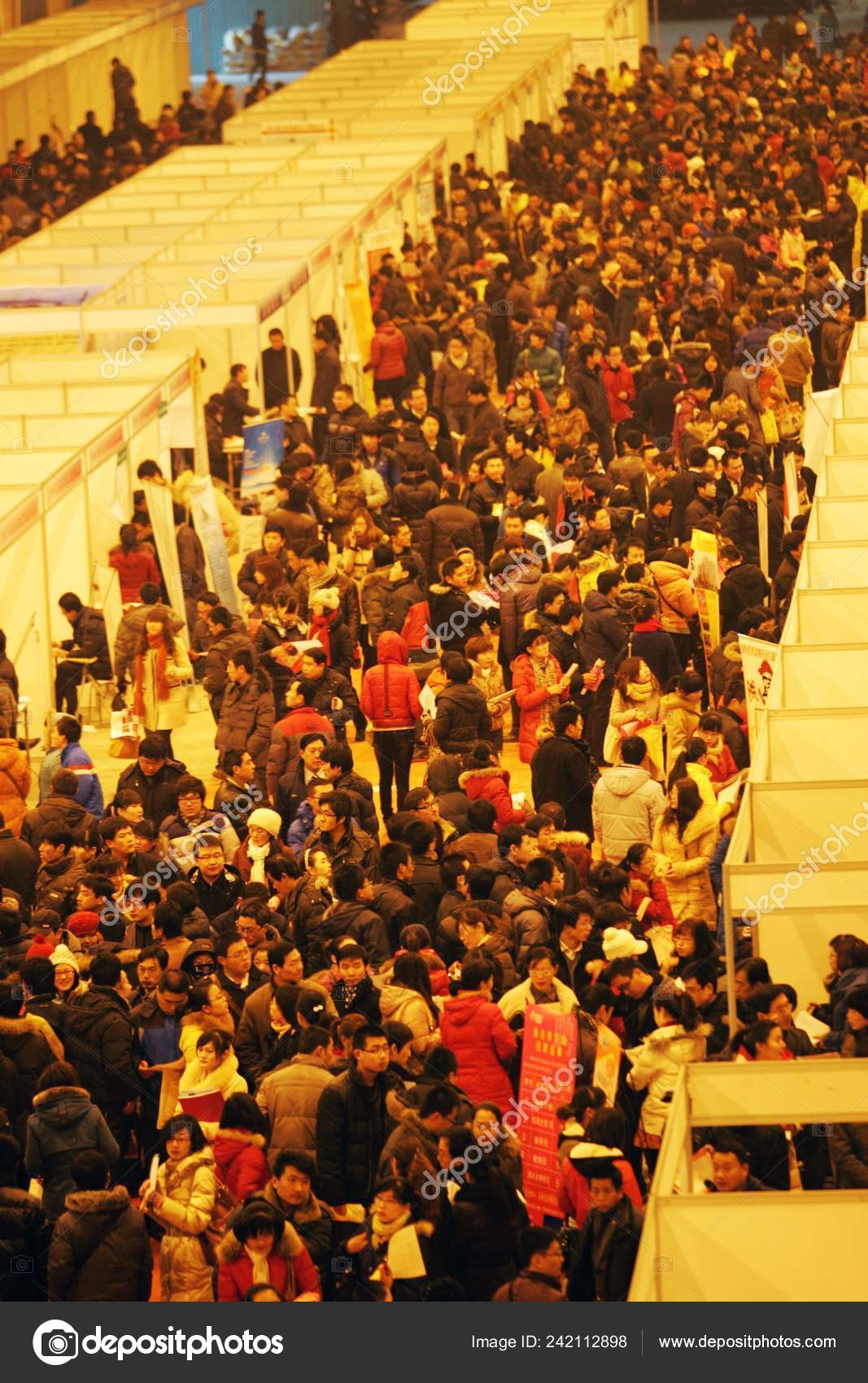 Job Seekers Crowd Visit Booths Companies Job Fair Weifang East – Stock ...