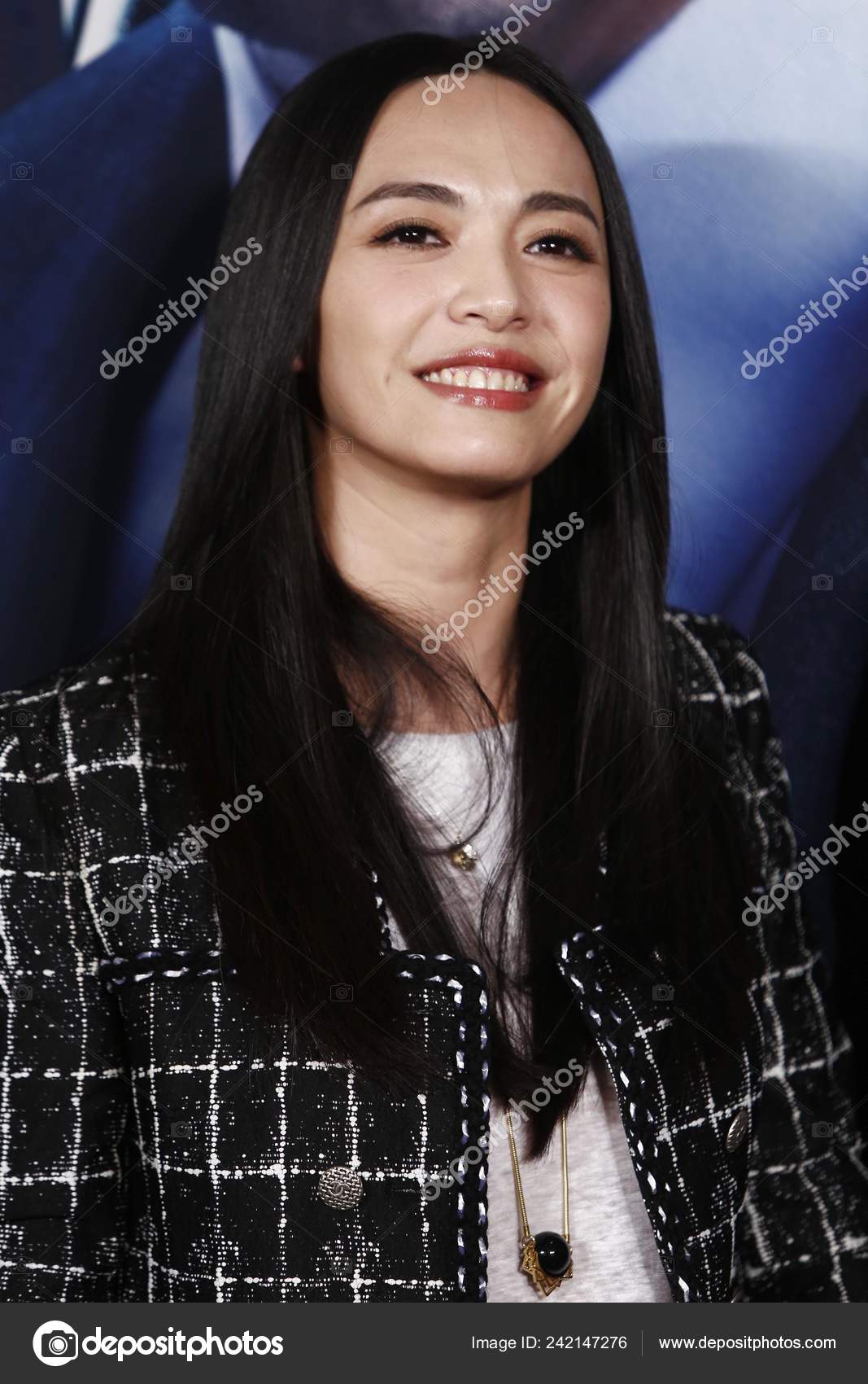 Chinese Actress Yao Chen Smiles Press Conference Premiere Her New ...