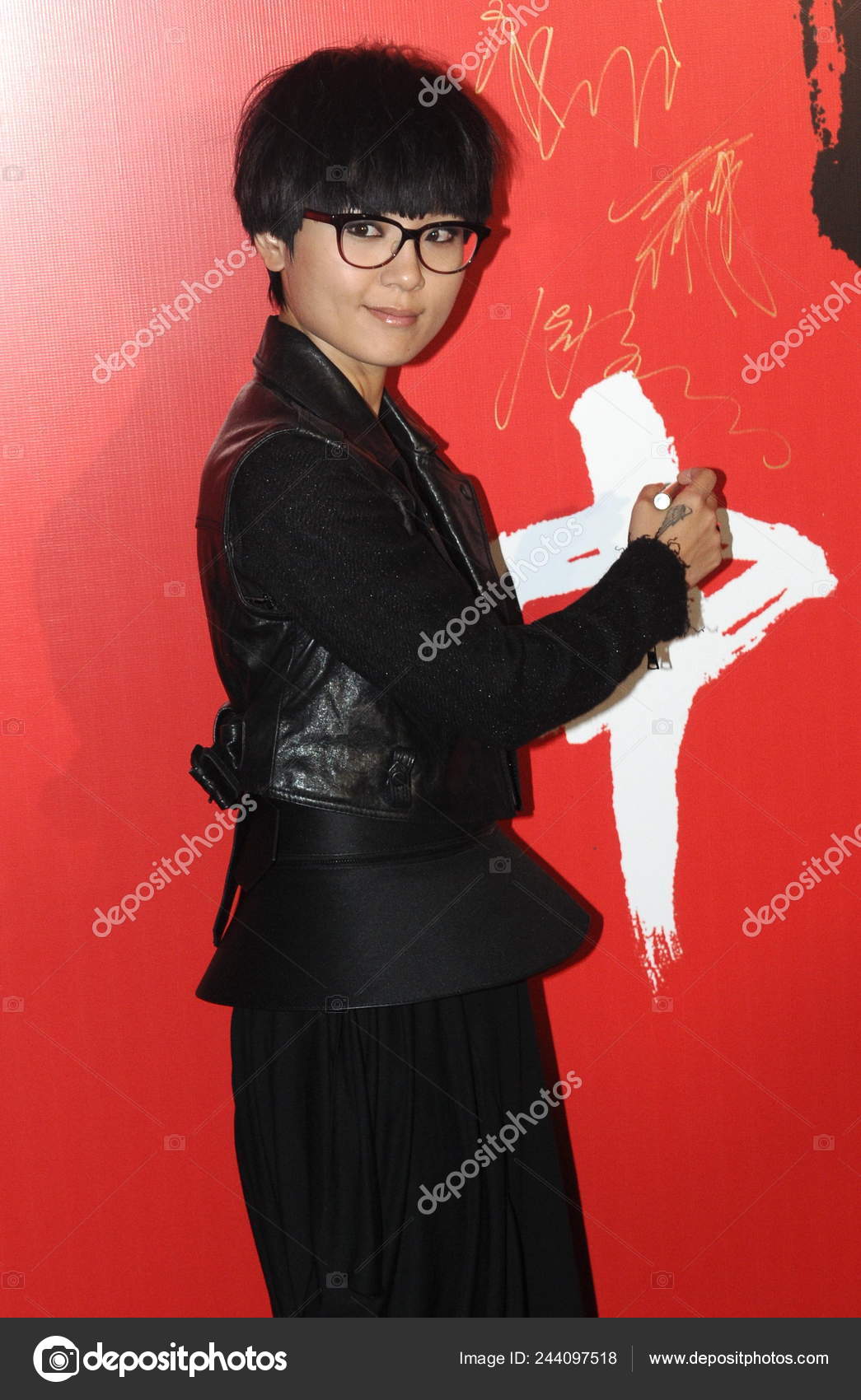 Chinese Singer Zhou Bichang Poses She Arrives Celebration Hong Kong ...