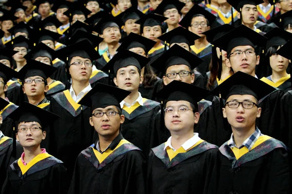 Chinese graduates portrait Stock Photos, Royalty Free Chinese graduates ...
