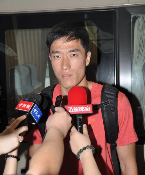 Chinese Star Hurdler Liu Xiang Interviewed Shanghai Pudong ...