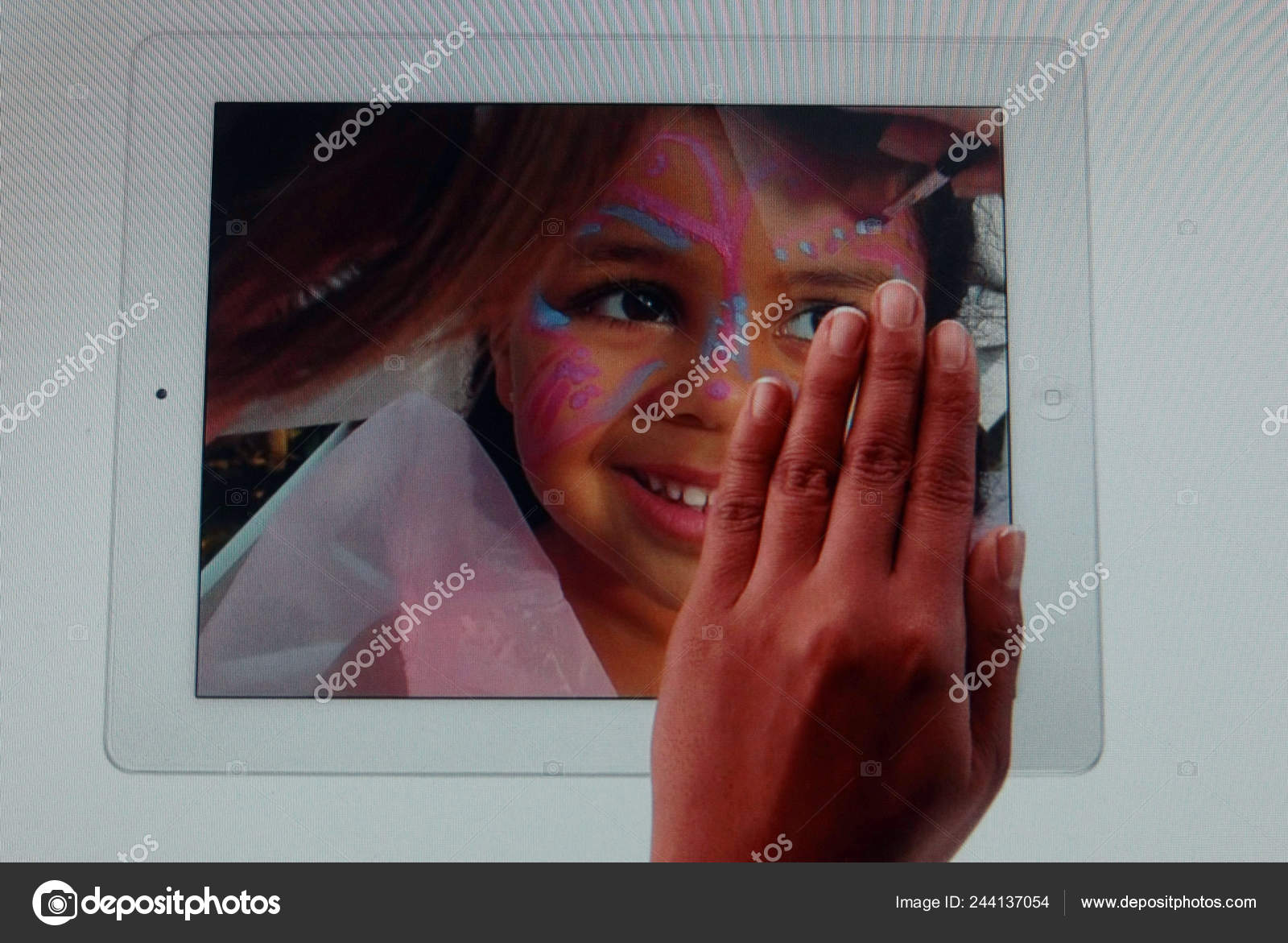 Introduction New Ipad Seen Chinese Website Shanghai China July 2012 ...