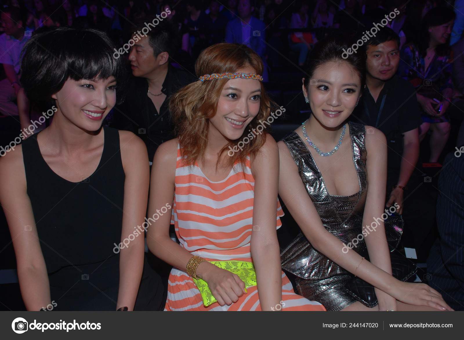 Left Hong Kong Singer Yumiko Cheng Actress Cherrie Ying Taiwanese ...