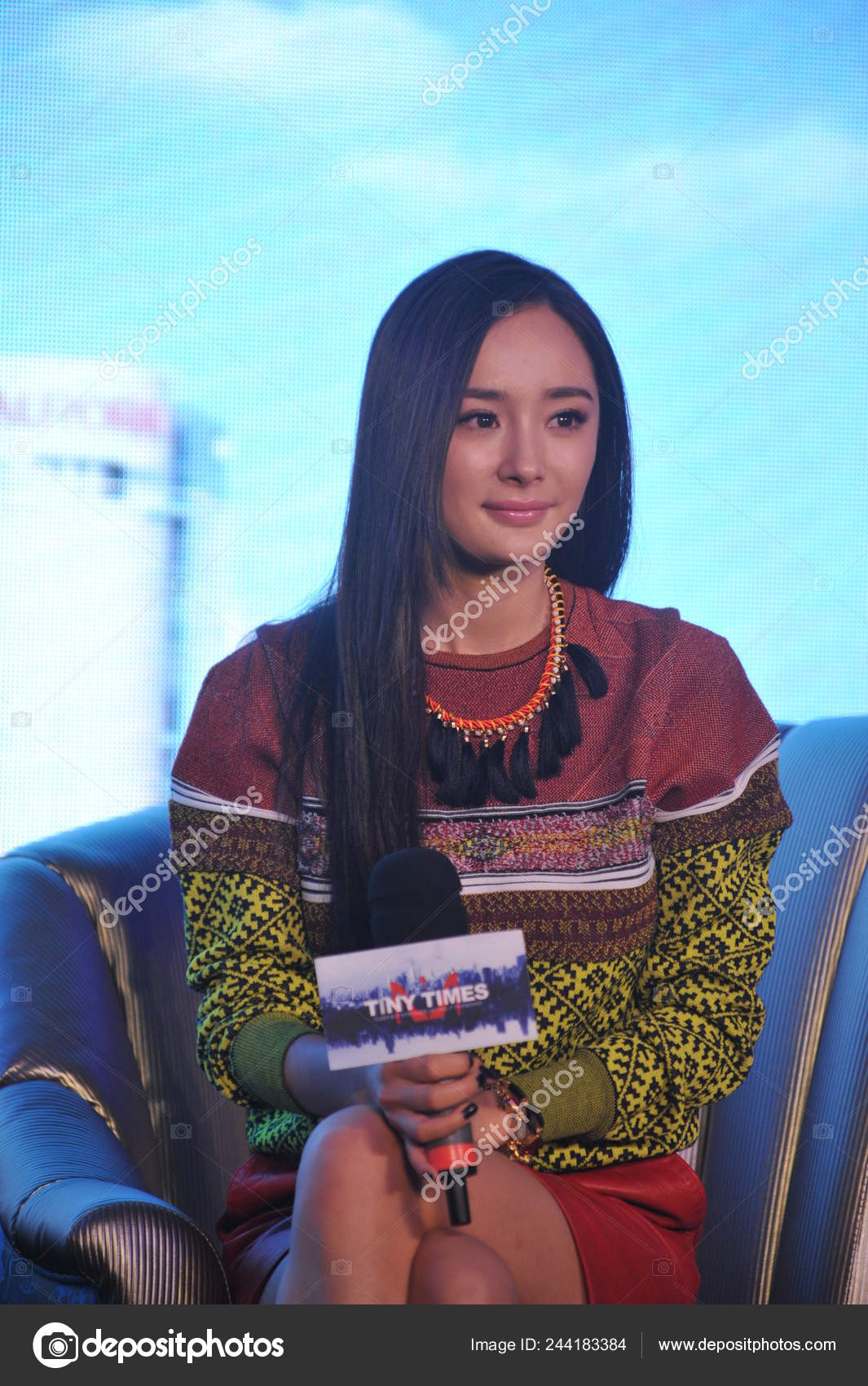 Chinese Actress Yang Attend Boot Conference Movie Tiny Time Beijing — Stock Editorial Photo