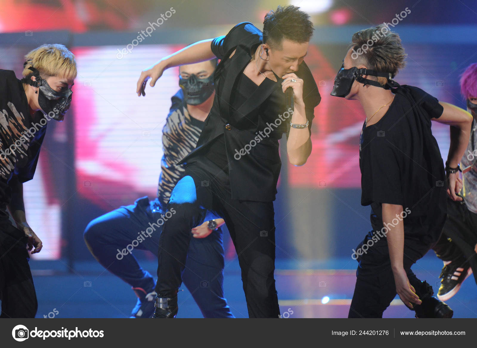 Chinese Singer Actor Han Geng Performs 11Th Cctv Mtv Music — Stock ...