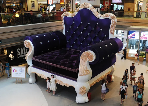 Shoppers Take Photos Worlds Biggest Sofa Mall Shanghai China August ...