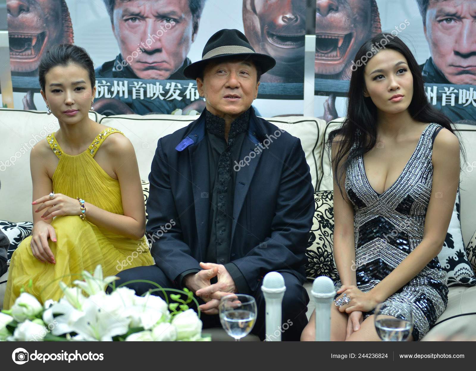 Jackie Chan Wife In Cz12