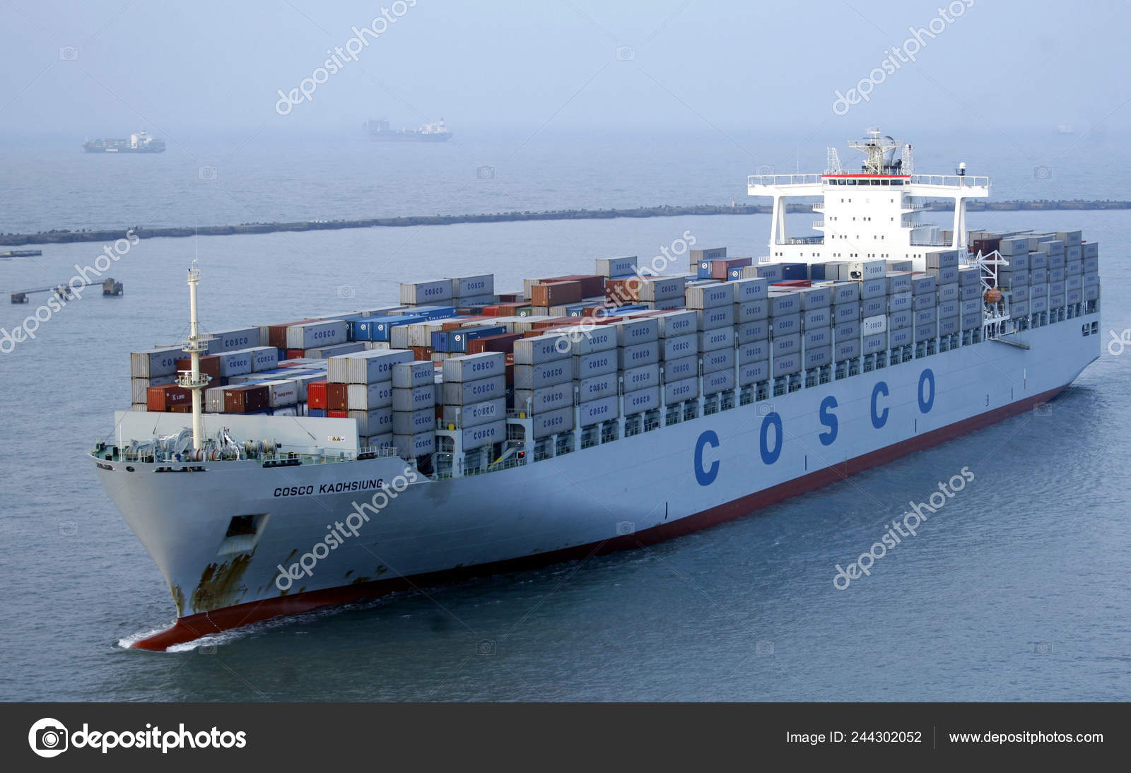 Recipientes Cosco São Vistos Navio Contêiner Cosco Sua Viagem Inaugural ...