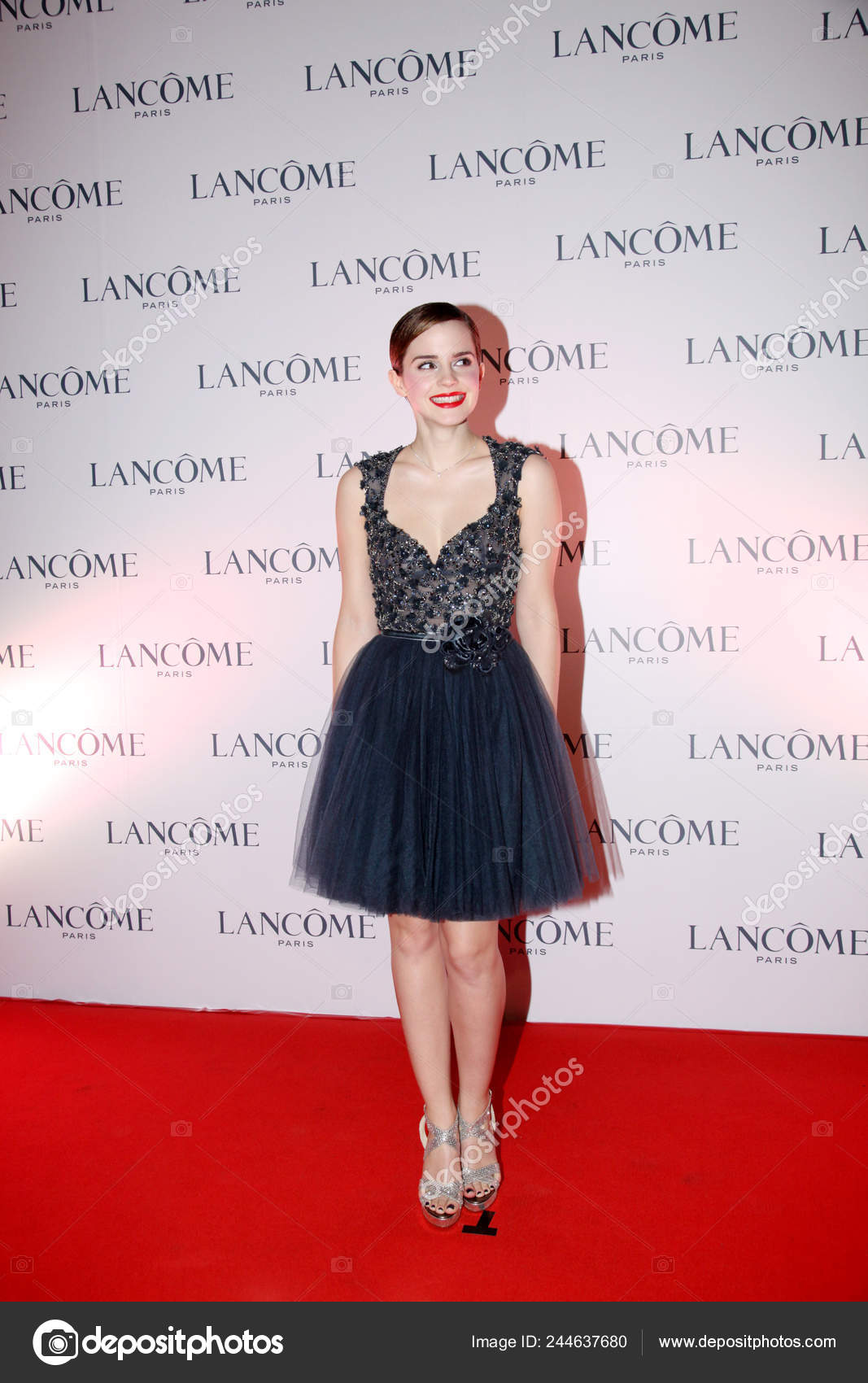 English Model Actress Emma Watson Attends Promotional Event Lancome ...