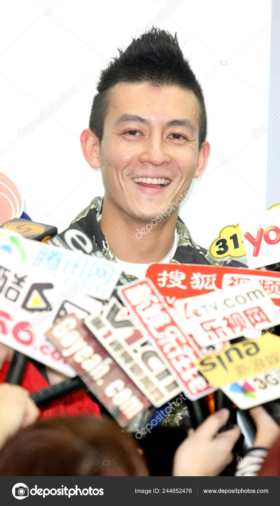 Hong Kong Singer Actor Edison Chen Interviewed Opening Ceremony Heather ...