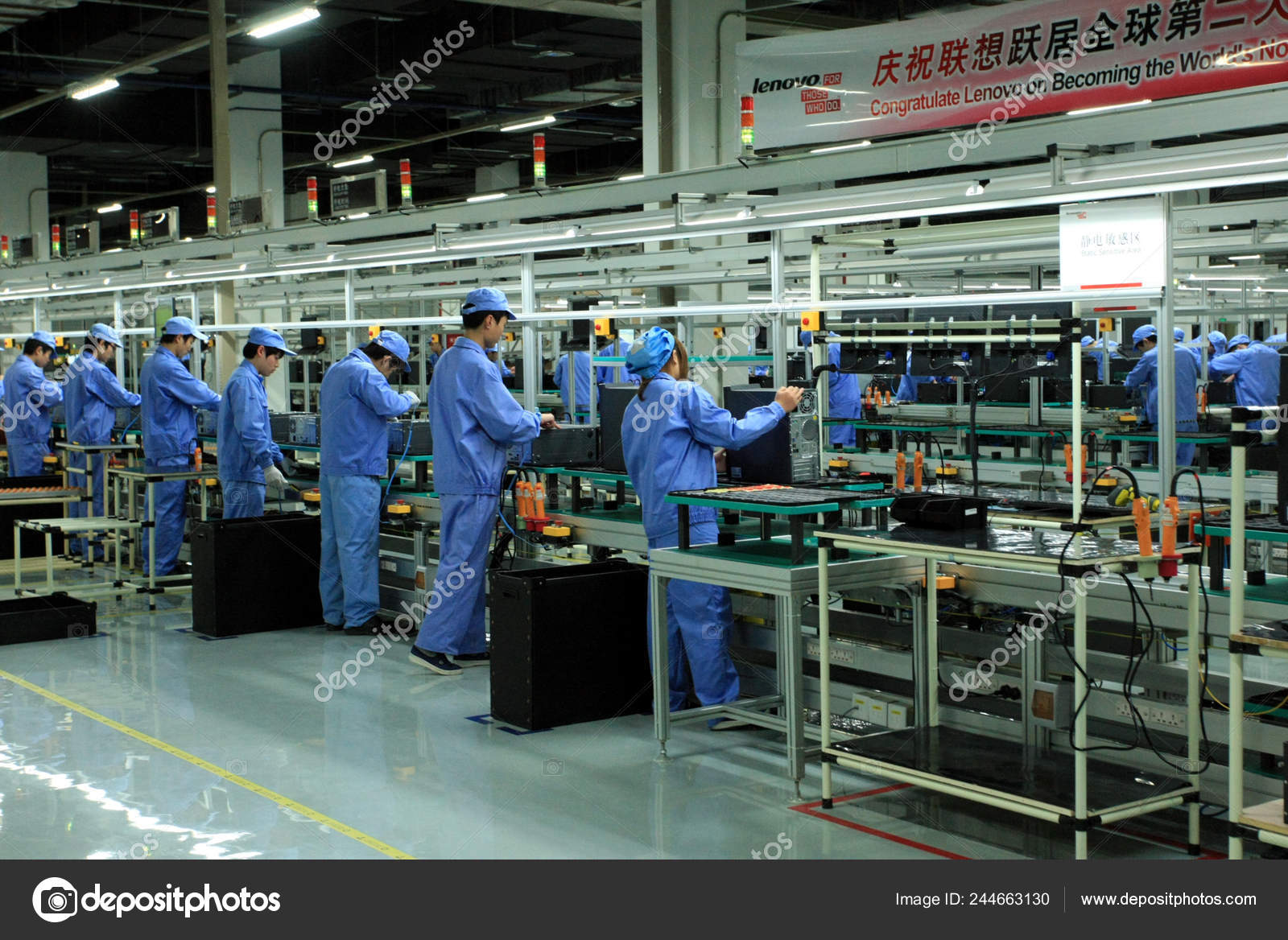 Chinese Workers Assemble Desktop Computers Production Line Lenovo West ...