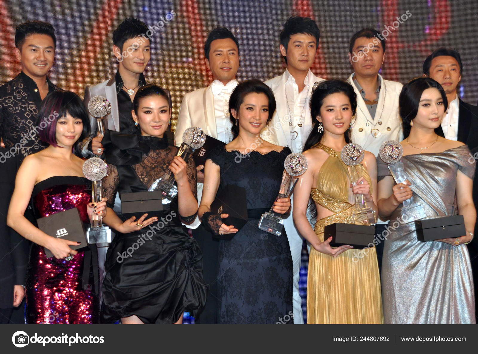 Back Taiwanese Actor Alec Chinese Actor Huang Xiaoming Hong Kong ...