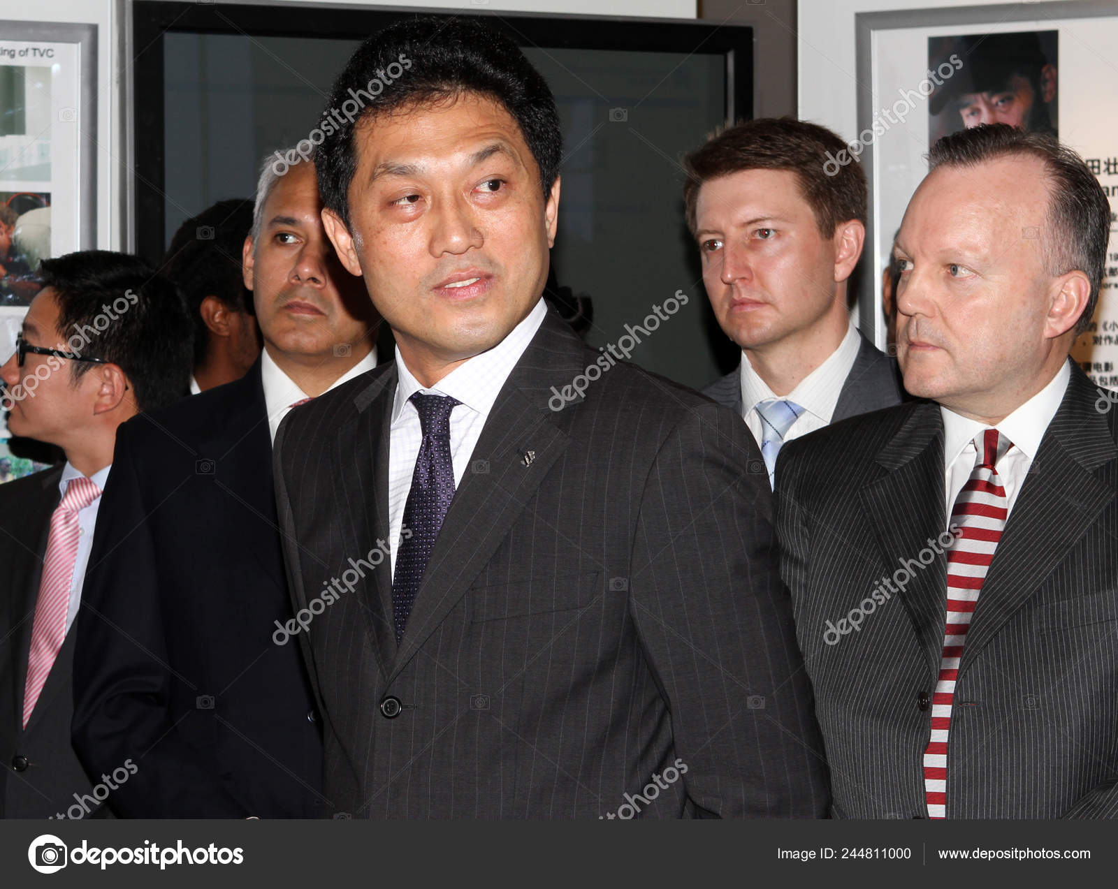 Lim Cheng Teck Ceo Standard Chartered China Other Executives Seen ...