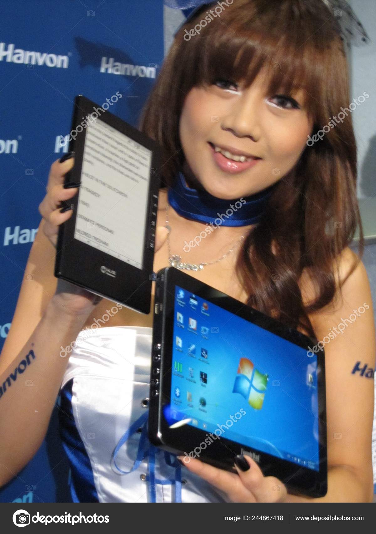 Modèle Montre Pavé Tactile Hanvon Lecteur Livres Électroniques Lors ...