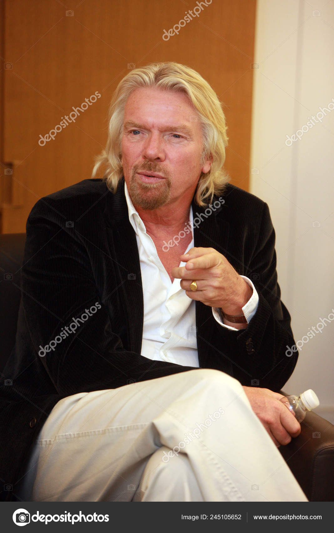 Richard Branson Chairman Virgin Group Seen Interview Shanghai China ...