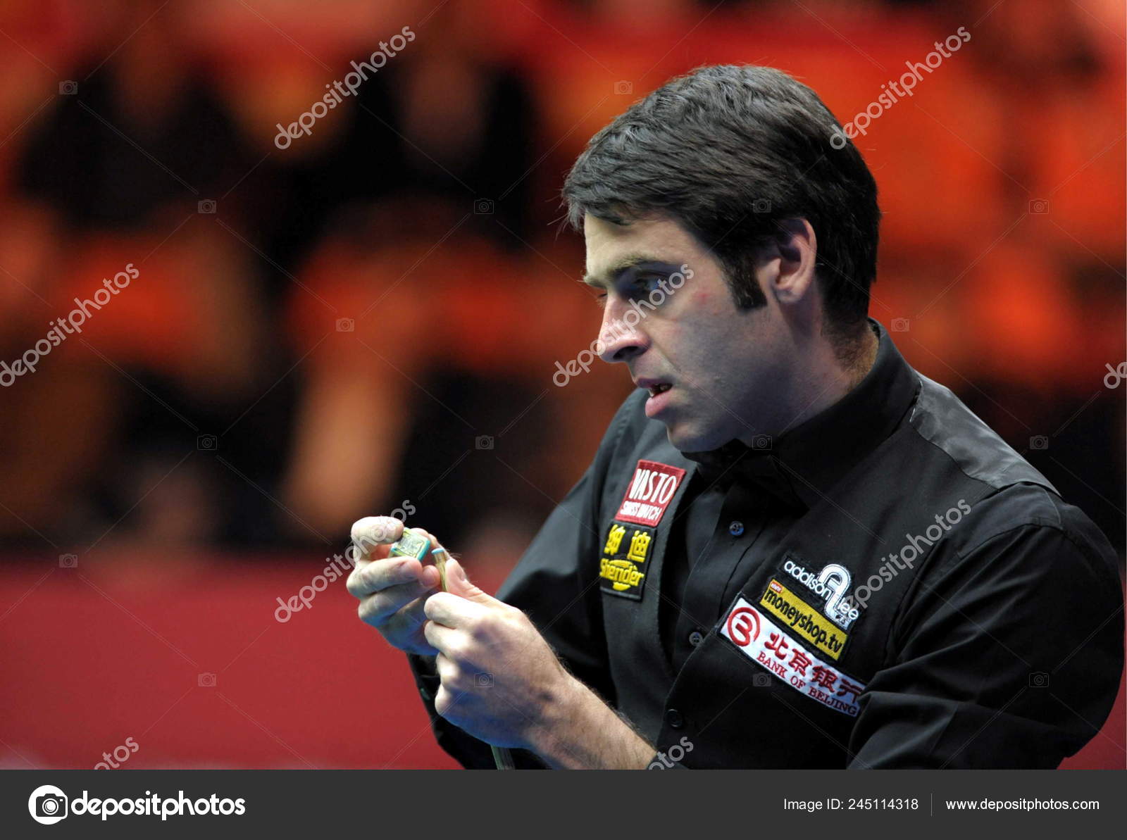 Ronnie Osullivan England Looks Balls While Competing Chinas Xiao ...