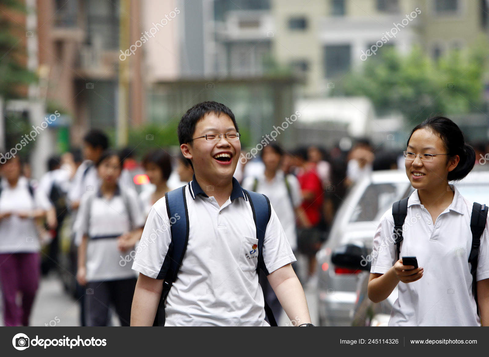 Chinese Students Leave Exam Site Annual Senior High School Entrance ...