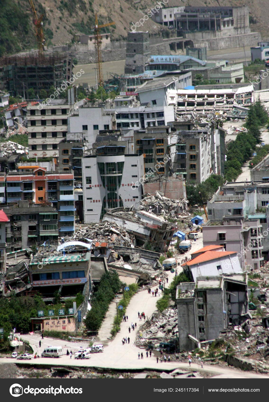Chinese Visitors Walk Collapsed Buildings County Seat Beichuan County ...