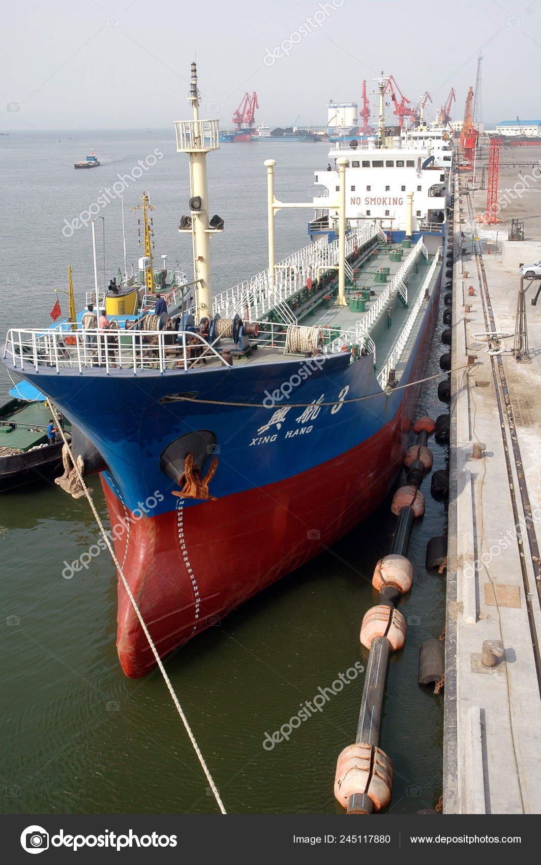 Ship Seen Port Weifang East Chinas Shandong Province March 2009 — Stock ...