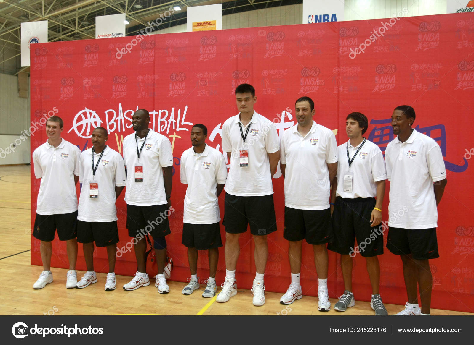 Chinese Nba Superstar Yao Ming Fourth Right Former Nba Player – Stock ...