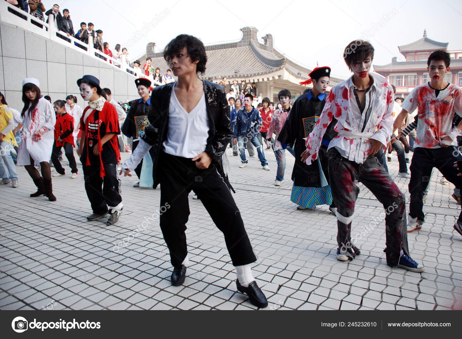 Michael Jackson Thriller Tanzbewegungen King Of Pop»: Hamburg Im
