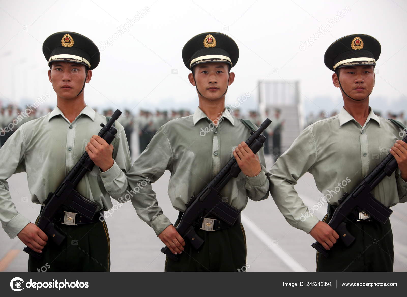 Chinese Paramilitary Policemen Exercise Military Parade Training ...