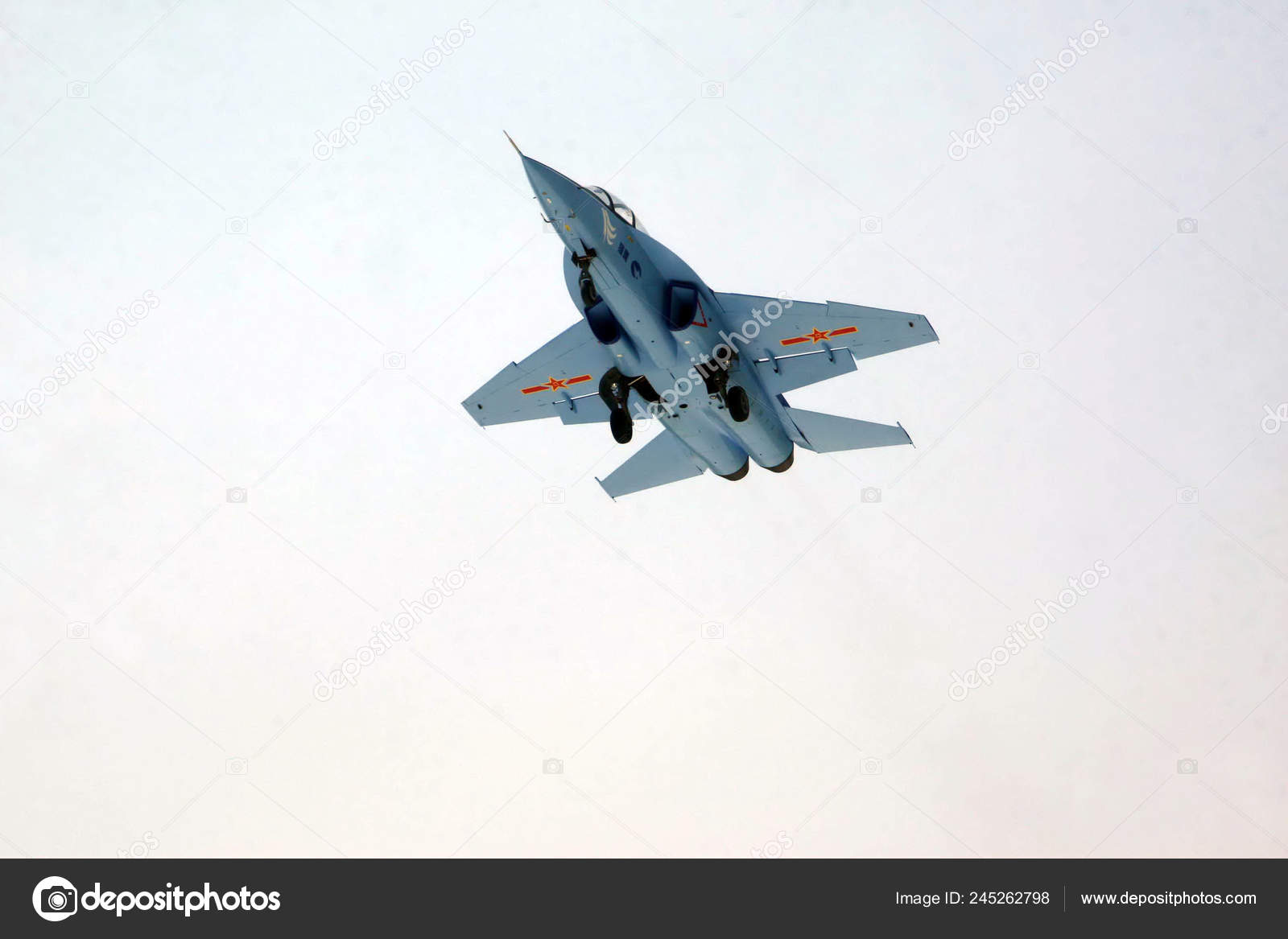 View L15 Falcon Supersonic Trainer Aircraft Maiden Fly Nanchang City ...