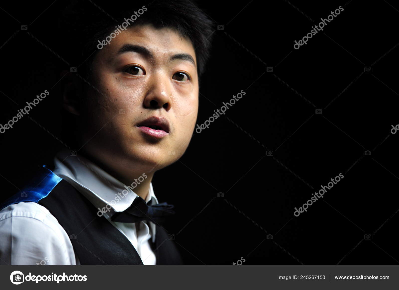 Chinas Liang Wenbo Looks While Competing Allister Ali Carter England — Stock Editorial Photo ...